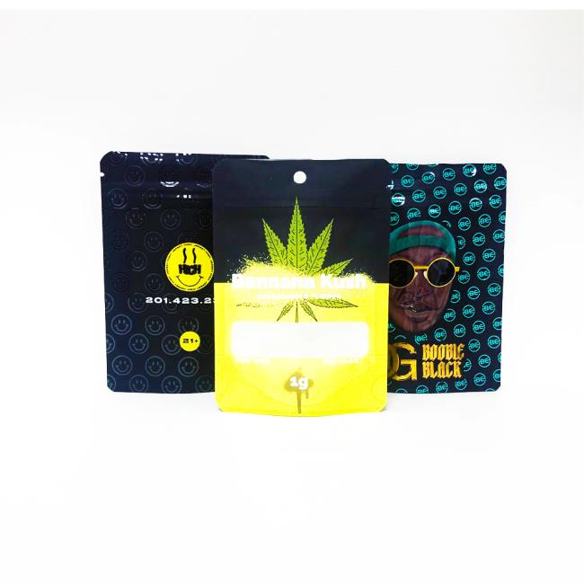 Recyclable Ziplock Mylar Bag Customized Logo Stand Up Pouch For Weed CBD