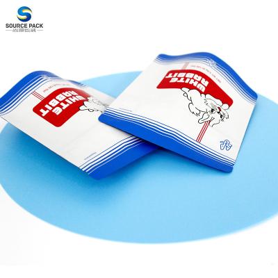 中国 Child Resistant Weed Packaging Smell Proof Stand Up Pouch Custom Printed Mylar Bag 販売のため