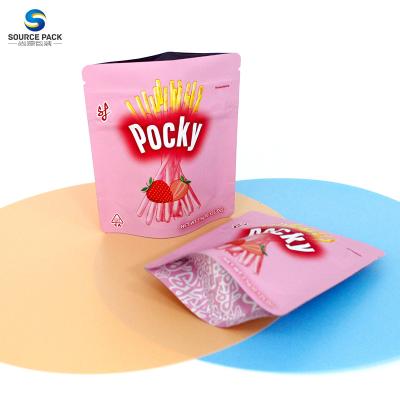 中国 Child Resistant Weed Packaging Smell Proof Stand Up Pouch Custom Printed Mylar Bag 販売のため