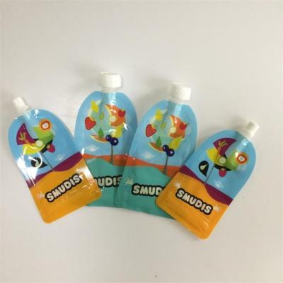 Cina Customized Spout Pouch For Juice , Beverage Nozzle Bag Liquid Spout Bags Wholesale in vendita
