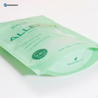 Cina Custom Logo Gummies Weed Packaging Pouch Foil Stand Up Zipper Bag in vendita