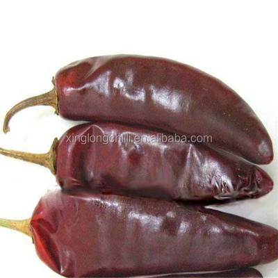 China Fine Chili Flakes Crushed Chilli Peppers Spicy Flavor 5 - 8 Mesh 25kg/Ctn for sale