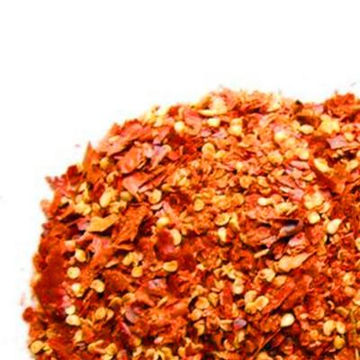 China 3-5mm Crushed Chilli Peppers 5-8 Mesh For Food Additive for sale
