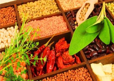 Cina I peperoncini rossi rossi secchi delicati non irradiati hanno staccato Chili Pods Zero Additive dal gambo in vendita