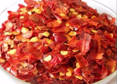 China 5000SHU Crushed Red Chili 8% Moisture Hot Chilli Flakes Sundried for sale