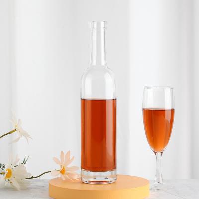 Cina 500 ml 700 ml 750 ml 1000 ml Bottiglia di vetro per vino Licore Vodka Brandy Whiskey Bottiglia vuota in vendita