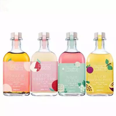 Cina 500 ml 700 ml 800 ml bottiglia di vetro bottiglia di vetro personalizzata per vino whisky bottiglia quadrata vuota in vendita