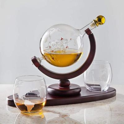 Cina Prodotti in vetro Custom Clear Frosted 750ml 500ml 100ml Vodka Brandy Whisky Bottiglia di vetro in vendita