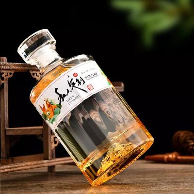 Cina Colletto di vetro Bottiglia di whisky vodka con tappo di sughero 750ml Capacità personalizzata lusso in vendita