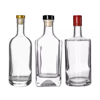 中国 200ml 375ml 500ml 700ml 750ml ウォッカ・ラム・ウイスキー・リコア・ジン・ワイン・スピリッツのためのガラスボトル 販売のため