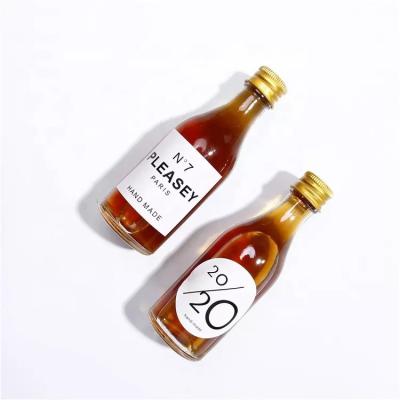 Cina Bottiglie vuote di vetro trasparente da 50 ml per prodotti in vetro in vendita