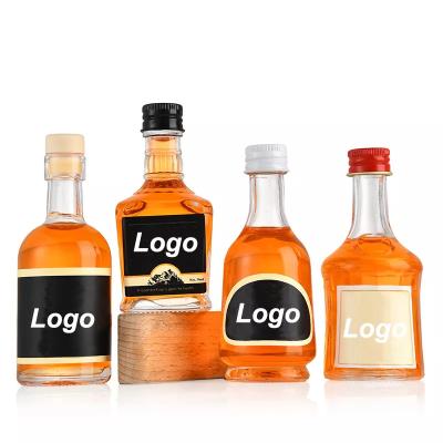 Cina Materiale del colletto 50ml Piccola bottiglia di vino di lusso per vodka whisky disegno personalizzato in vendita
