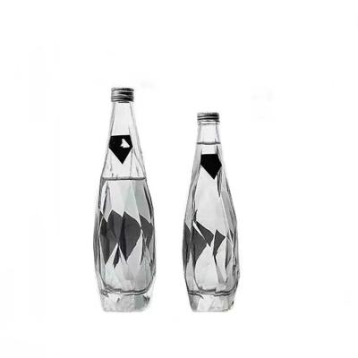 China Garrafa de vidro rombo transparente 350ml 500ml Collar de vidro de cor personalizada Design único à venda