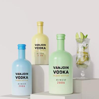 中国 ベース素材 ガラス 500ml 700ml 750ml ガラス ウィスキー ボトル ウォッカ ボトル 化粧品用 販売のため