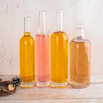 Cina 375Ml 500Ml 750Ml 1000 Ml bottiglia di vino liquore di vetro vodka con specifiche personalizzate in vendita