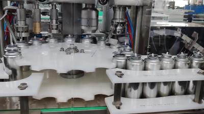 China 300ml automatizó la máquina de rellenar para la cadena de producción de relleno automática del aerosol en venta