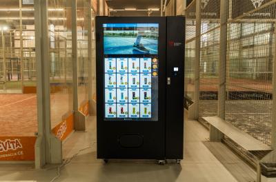 China Metal Frame Food Dispenser Snack Food Vending Machine Durable And Accepts Card Payments for sale