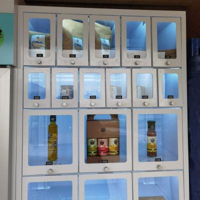 China Refrigerated Locker Vending Machine With Cash Payment And Room-Temperature Option for sale