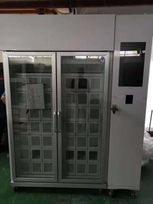 China Máquina de venda automática refrigerando personalizada do cacifo do tela táctil de 22 polegadas para o ovo com sistema esperto à venda