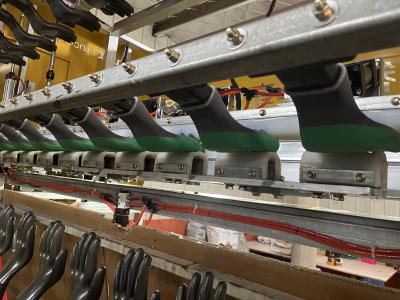 China Fully Automatic Glove Stripping Machine PU Gloves Production Line for sale