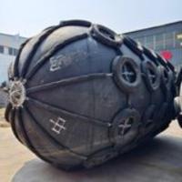 China Innovative Solid Rubber Cylindrical Fender Systems Customized Size Explosion Proof Technology for Optimal Impact Cutting for sale