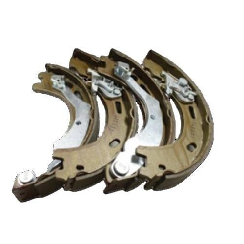 Quality Easy Installation Park Brake Shoes LR031947 For Land Rover Discovery 3 for sale