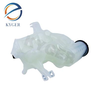 China LR020367 LR013663 PCF500014 PCF500015 PCF500110 Engine Radiator Coolant Water Expansion Tank For Land Rover L319 L320 for sale