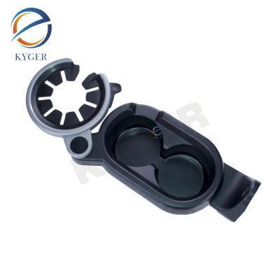 Cina 451 810 03 70 Portatore di bicchiere per bevande Console centrale 4518100370 Per Mercedes Benz Smart Fortwo 451 in vendita
