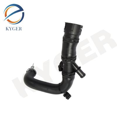 China Auto Parts Engine Flexible Reinforced Elbow Hose Intercooler Hose LR050855 Fit For LAND ROVER Discovery 4 Radiator Coolant Hose for sale