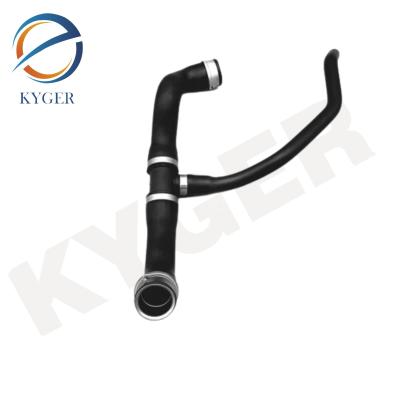 Cina 2215014682 Serbatoio dell'acqua Tubo di collegamento del tubo dell'acqua A2215014682 Tubo di raffreddamento del radiatore Per Mercedes-Benz W221 S300L S350L 221 501 46 82 in vendita