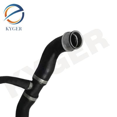 Cina 2215014682 Serbatoio dell'acqua Tubo di collegamento del tubo dell'acqua A2215014682 Tubo di raffreddamento del radiatore Per Mercedes-Benz W221 S300L S350L 221 501 46 82 in vendita