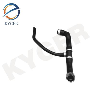 Cina 2215014682 Serbatoio dell'acqua Tubo di collegamento del tubo dell'acqua A2215014682 Tubo di raffreddamento del radiatore Per Mercedes-Benz W221 S300L S350L 221 501 46 82 in vendita
