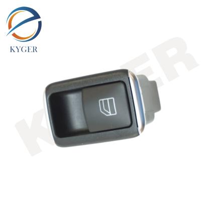 Cina Interruttore di finestra 204 905 81 02 9107 Per Mercedes Benz W204 S204 X204 C207 S212 A207 A2049058202 A2049058102 2048700451 in vendita