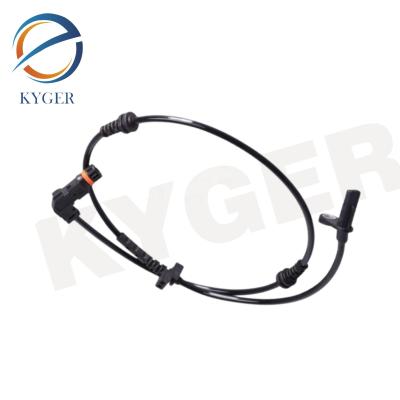 Cina Sistemi elettrici per autoveicoli Sensore di velocità della ruota ABS anteriore sinistro posteriore destro 221 540 05 17 Per Mercedes Benz S-CLASS W221 2215400517 in vendita