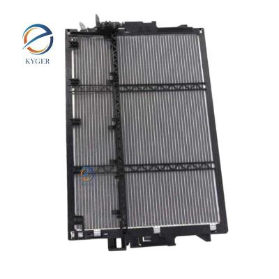 Cina Condensatore di raffreddamento dell'aria Condensatore di aria condizionata 221 501 01 54 2215010154 2215010554 per Mercedes Benz W221 C126 in vendita