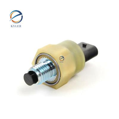 Cina Ricambi per auto di alta qualità 12618613333 Ricambi per motore a combustibile Sensore di pressione dell'olio 1261 8613 333 per BMW N20 F30 F25 F20 F10 E84 E89 in vendita