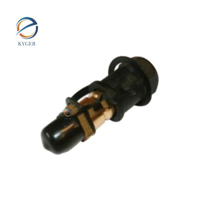 Cina LR002654 Connessione a bassa pressione dell'aria della valvola per parti di auto LR003177 per Land Rover Freelander 2 L359 in vendita