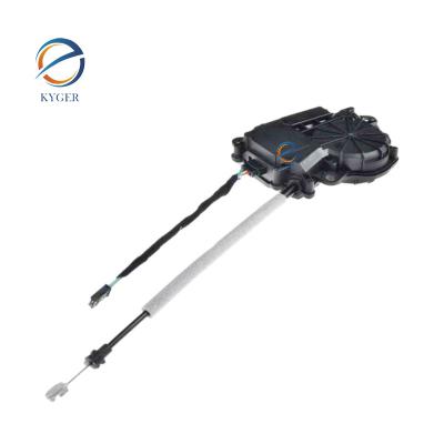 China Autoonderdelen 51247374006 Achterluik slot actuator Deur slot actuator Achterluik 5124 7374 006 voor BMW X1 F48 F49 Te koop
