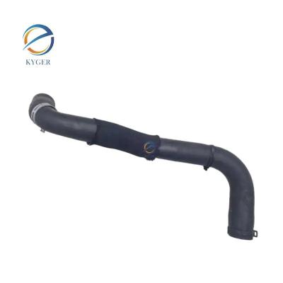 Cina Motor to Radiator Hose Upper LR011360 per Land Rover Range Rover II P38A Alta qualità all'ingrosso in vendita