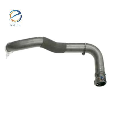 Cina Motor to Radiator Hose Upper LR011360 per Land Rover Range Rover II P38A Alta qualità all'ingrosso in vendita