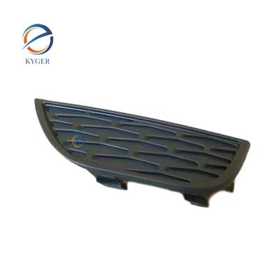 China LR027866 Auto Parts Fog Lamp Lower Bezel for Land Rover Evoque L538 for sale