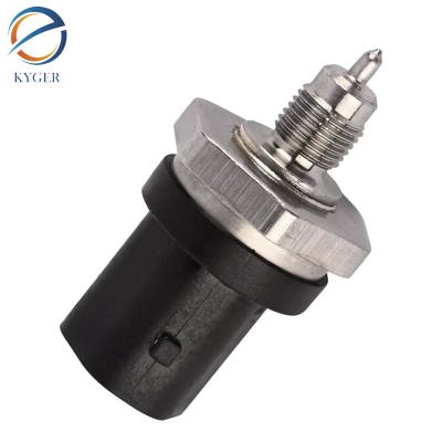 China LR035562 Fuel Pressure Sensor for Land Rover Range Rover Sport LR054622 LR108241 AJ813066 AJ813994 High Quality for sale