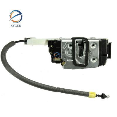 China 2047201835 Car Accessories Front Right Door Lock Actuator 204 720 18 35 A2047201835 for Mercedes Benz W204 S204 W212 X204 GLK for sale