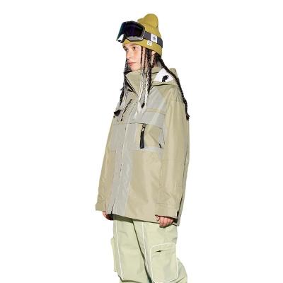 China Skianzug 100% Polyester Erwachsene Winterwinddichte Outdoor-Sportjacke für Männer und Frauen zu verkaufen