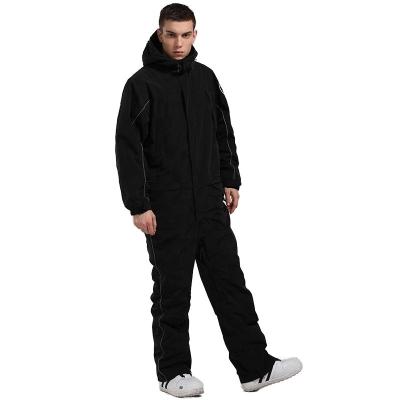 China Aangepaste snowboardkleding skiën sneeuwkleding voor mannen en vrouwen One-piece jumpsuit Te koop