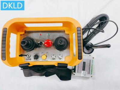 China Network Output Dual Rocker Four Mechanism Five Speed Crane Remote Control zu verkaufen