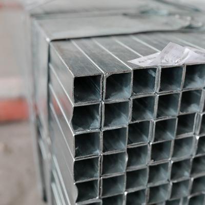 Cina L'en S355jr S235jr ha galvanizzato la metropolitana galvanizzata idraulica del quadrato della immersione calda della tubatura quadrata in vendita
