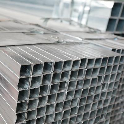 Cina L'en S355jr S235jr ha galvanizzato la metropolitana galvanizzata idraulica del quadrato della immersione calda della tubatura quadrata in vendita