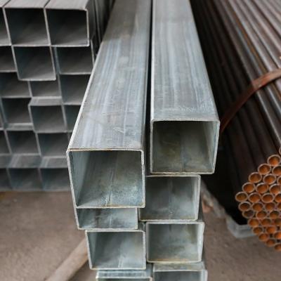 Cina A992 ASTM ha galvanizzato il quadrato galvanizzato rettangolare della immersione calda del tubo d'acciaio SS400 in vendita