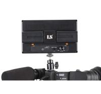 China Professional LED Video Lights DSLR Camera Light with Magnetized Front Diffuser for sale